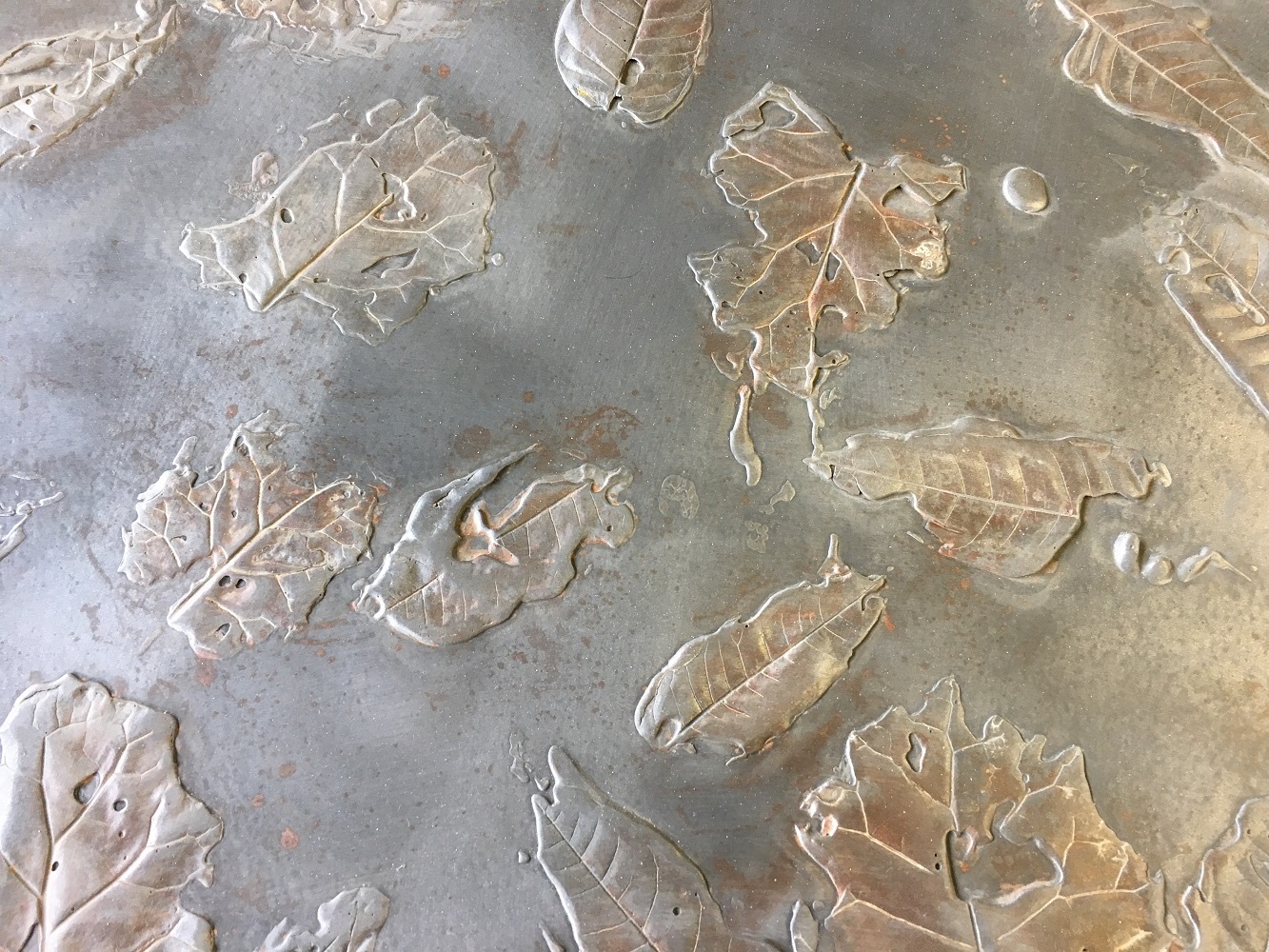 Liquid metal leaves - Metalier Liquid Metal - UK